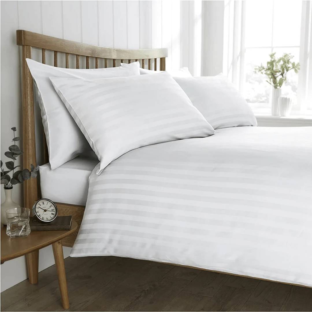 Student Bed Linen Set | Uni Bedding, Duvet Cover & Fitted Sheet ...